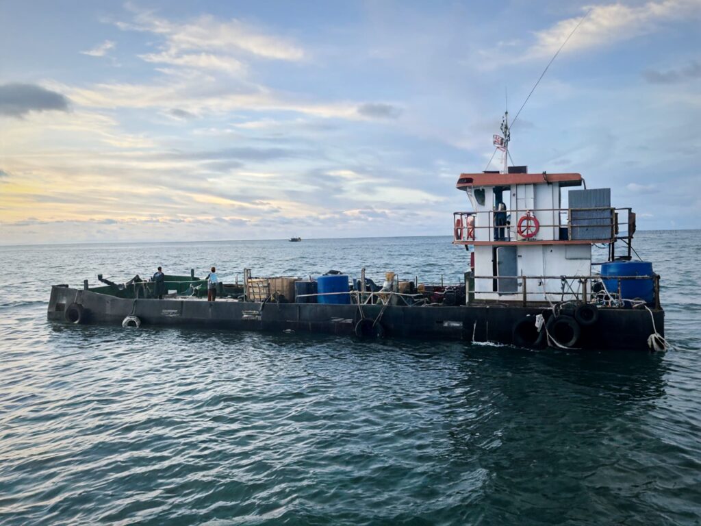 Vessel carrying 150,000 litres of illegal petrol detained | 亚洲时报 Asia Times