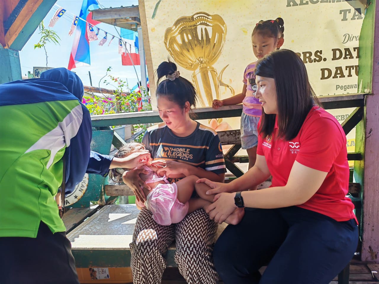 Sandakan MP Service Centre organizes mobile measles-rubella vaccination ...